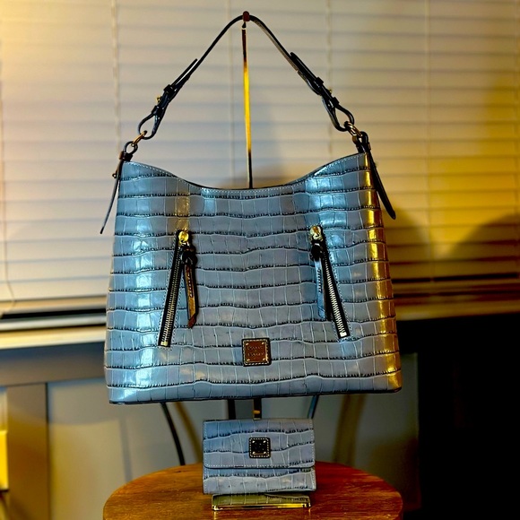 Dooney & Bourke | Bags | Dooney Bourke Oakdale Cooper Hobo And Wallet ...